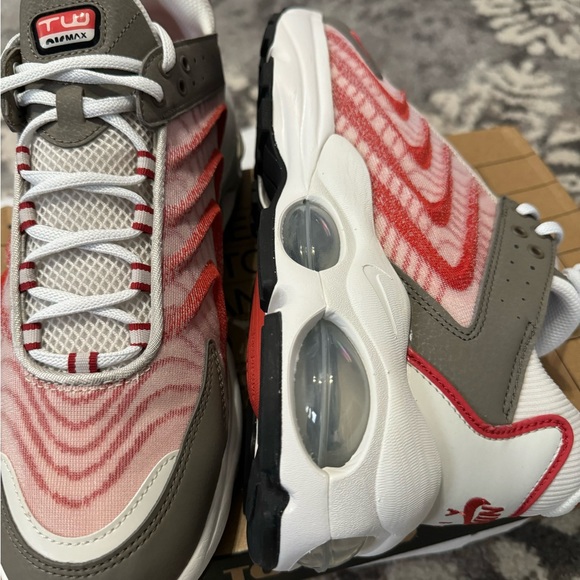 Nike | Shoes | New Nike Air Max Tw Running Shoes Dq3984 02 Sz 1 Light ...